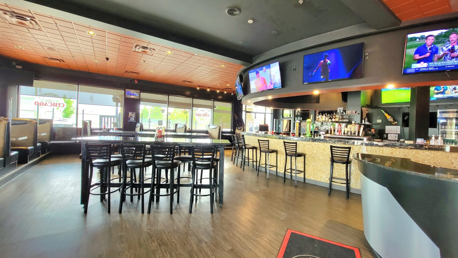 Why Chicago Pub & Billiards Is a Cambridge Hotspot